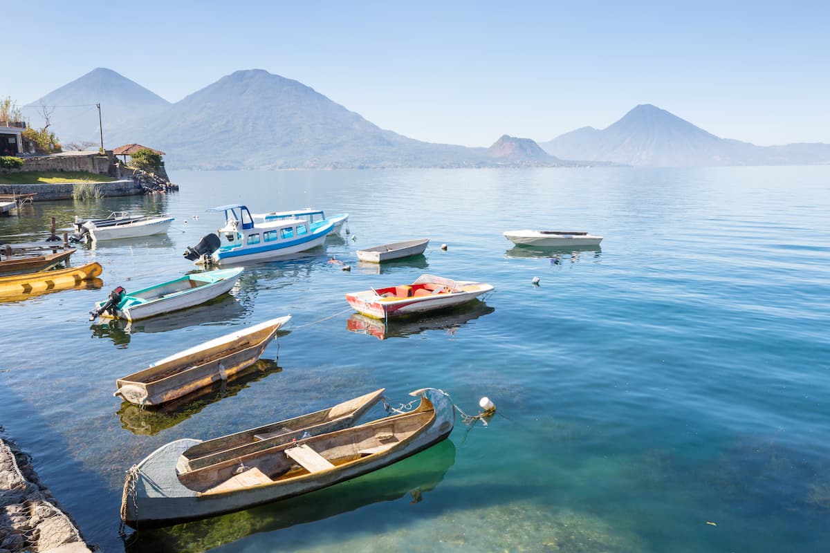 Lago Atitlán: Destino fascinante na Guatemala!